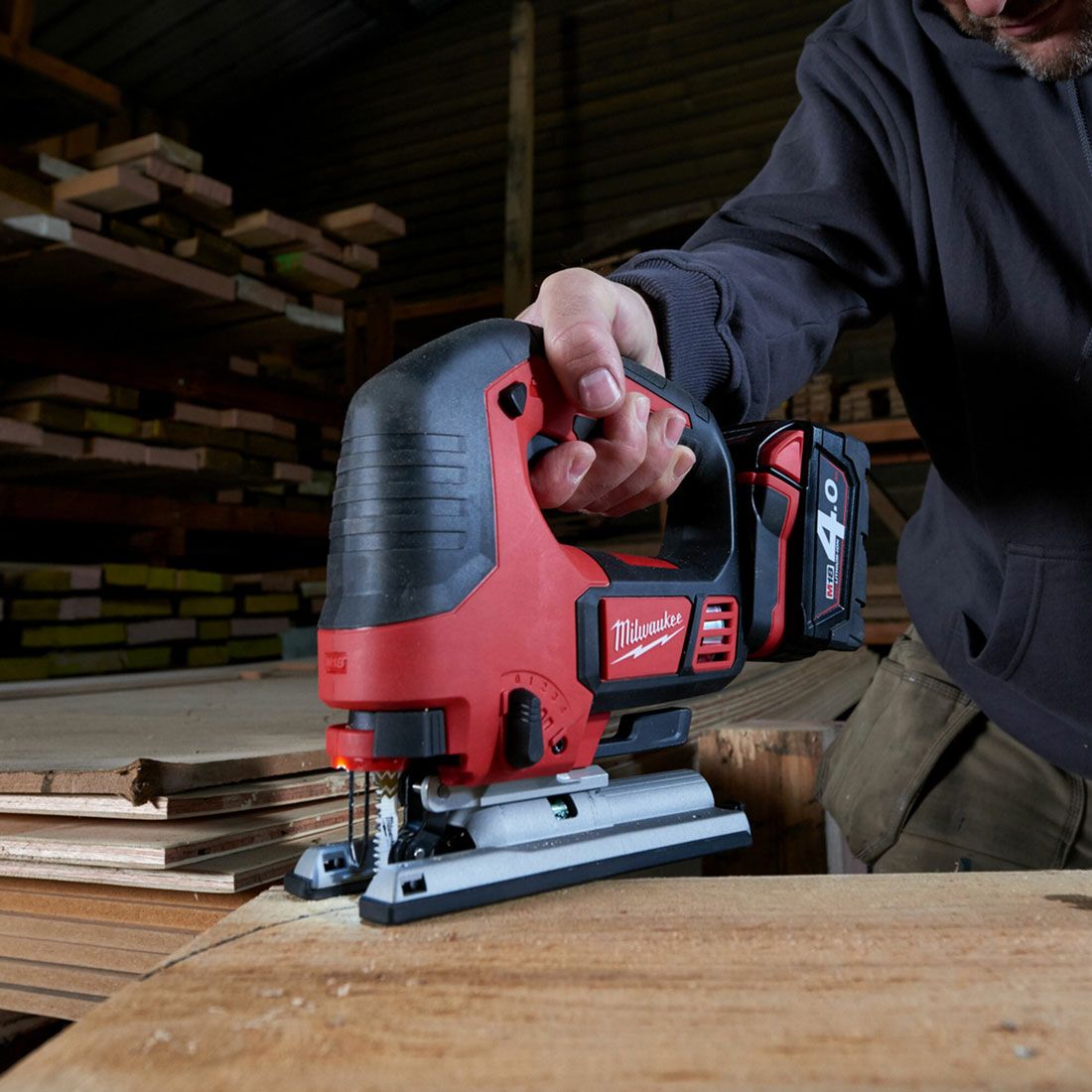 Milwaukee M18™ Jigsaw 18V Li-Ion Cordless BJS Review - Simply Tools
